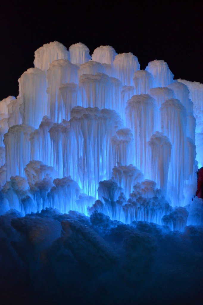 Photography – Ice Castles in Midway Utah | Sixteen Small Stones